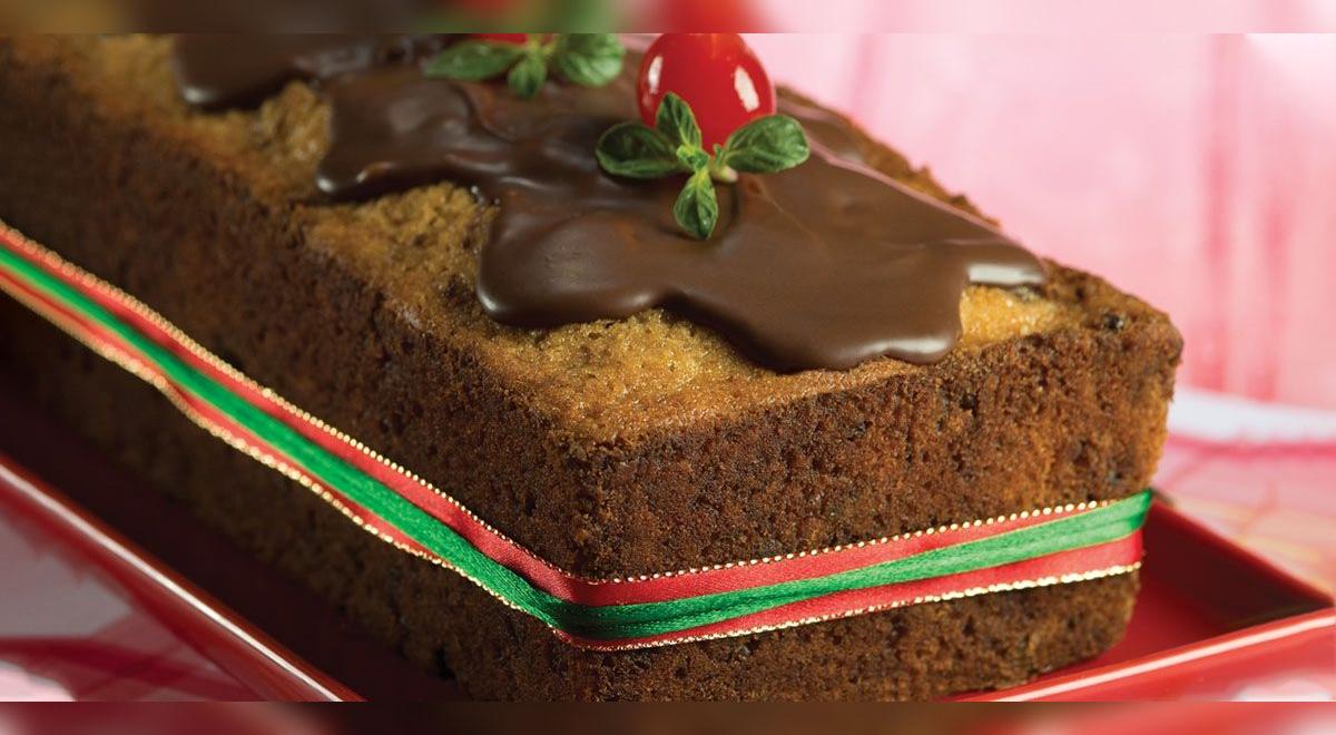 Queque navideño en microondas en poco tiempo: receta paso a paso