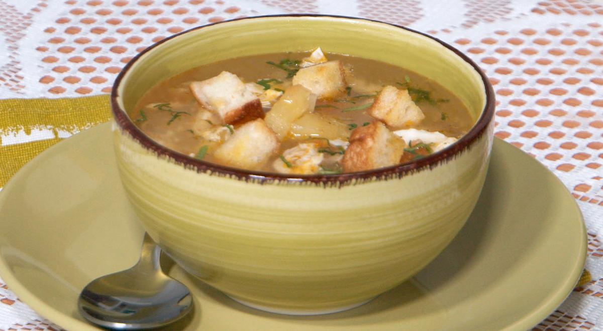 Sopa hervida con yuca: receta paso a paso