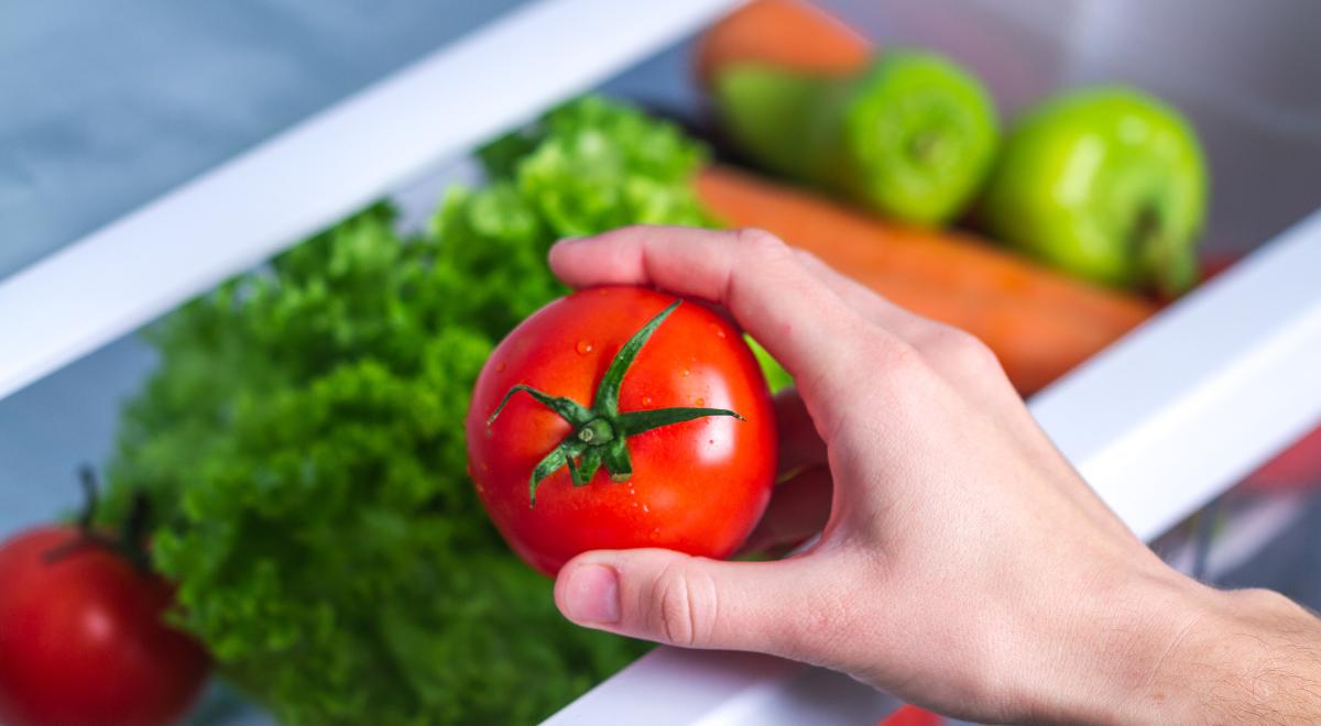 Chef revela por qué no debes cortar el tomate justo al sacarlo del ...