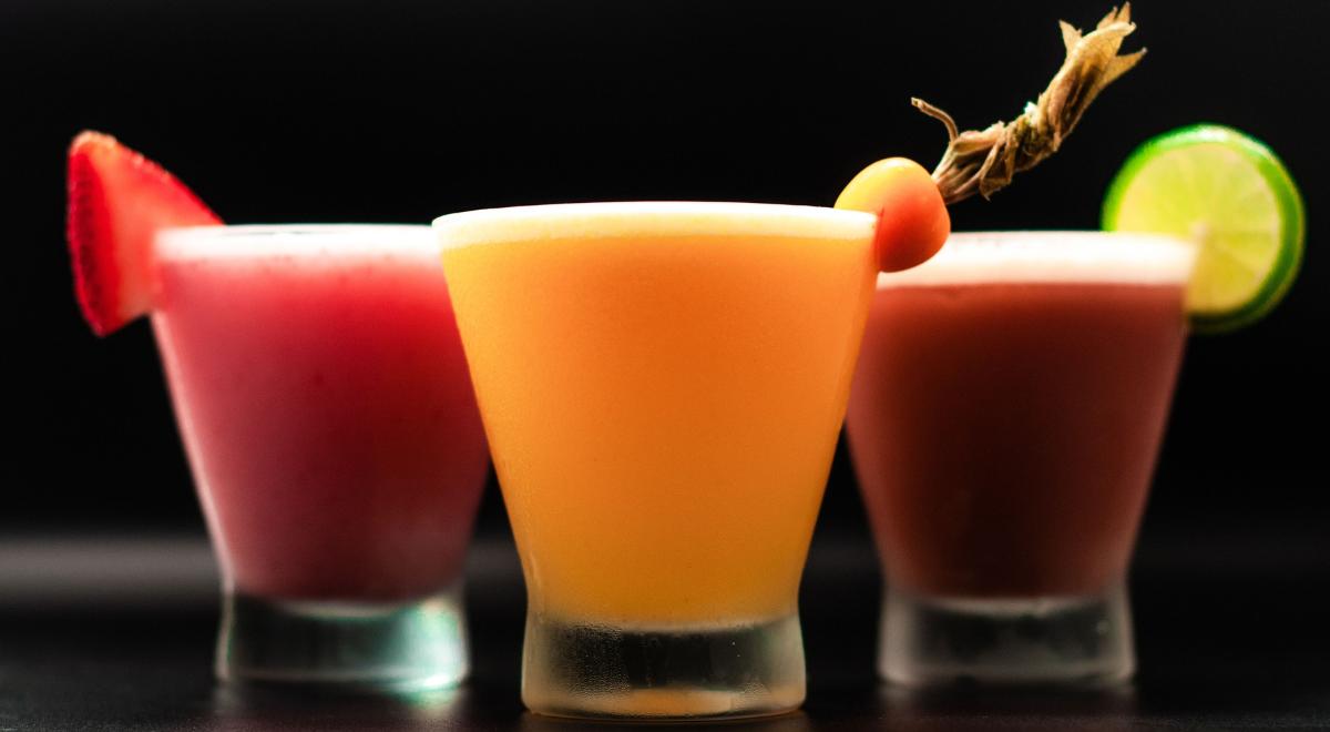 Este es el trago que compite con el pisco sour como la mejor bebida ...